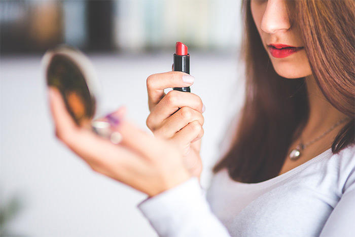 Estudio encuentra las medidas perfectas para los labios